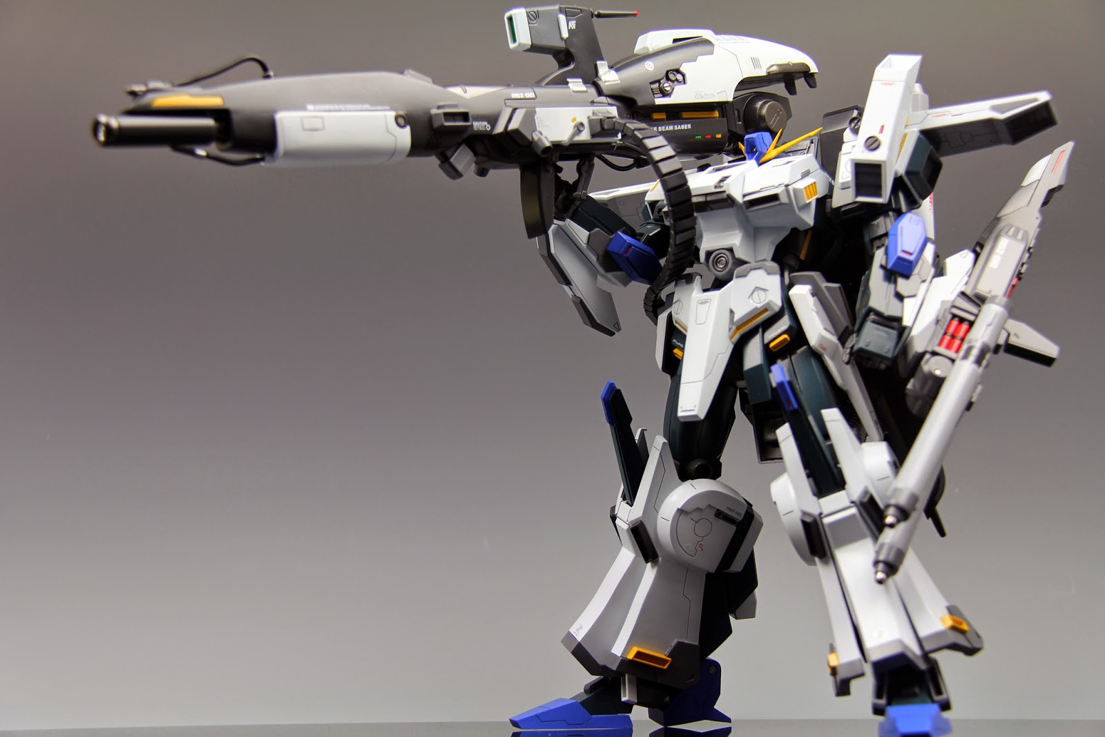 Gundam Family: MG 1/100 FA-010-A FAZZ "Sentinel Version" Custom Build
