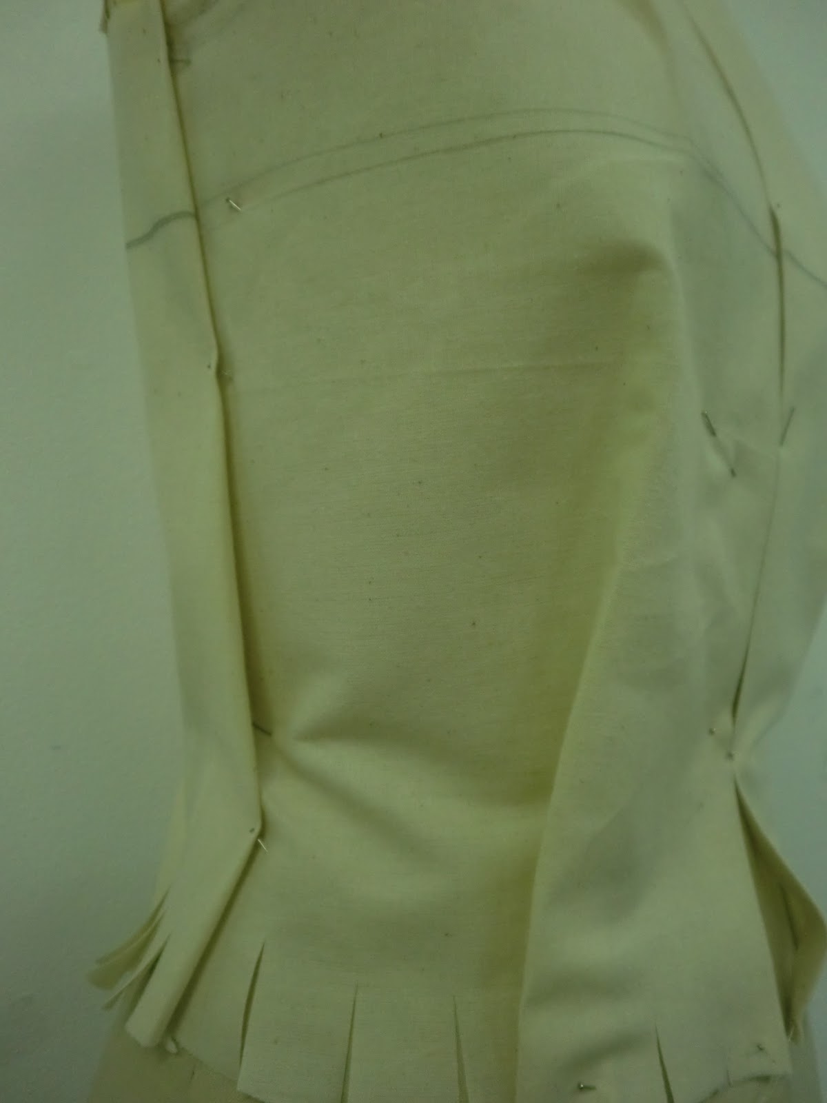 U1126009exlpore_creativity...!x: Creative draping on the stand...!x