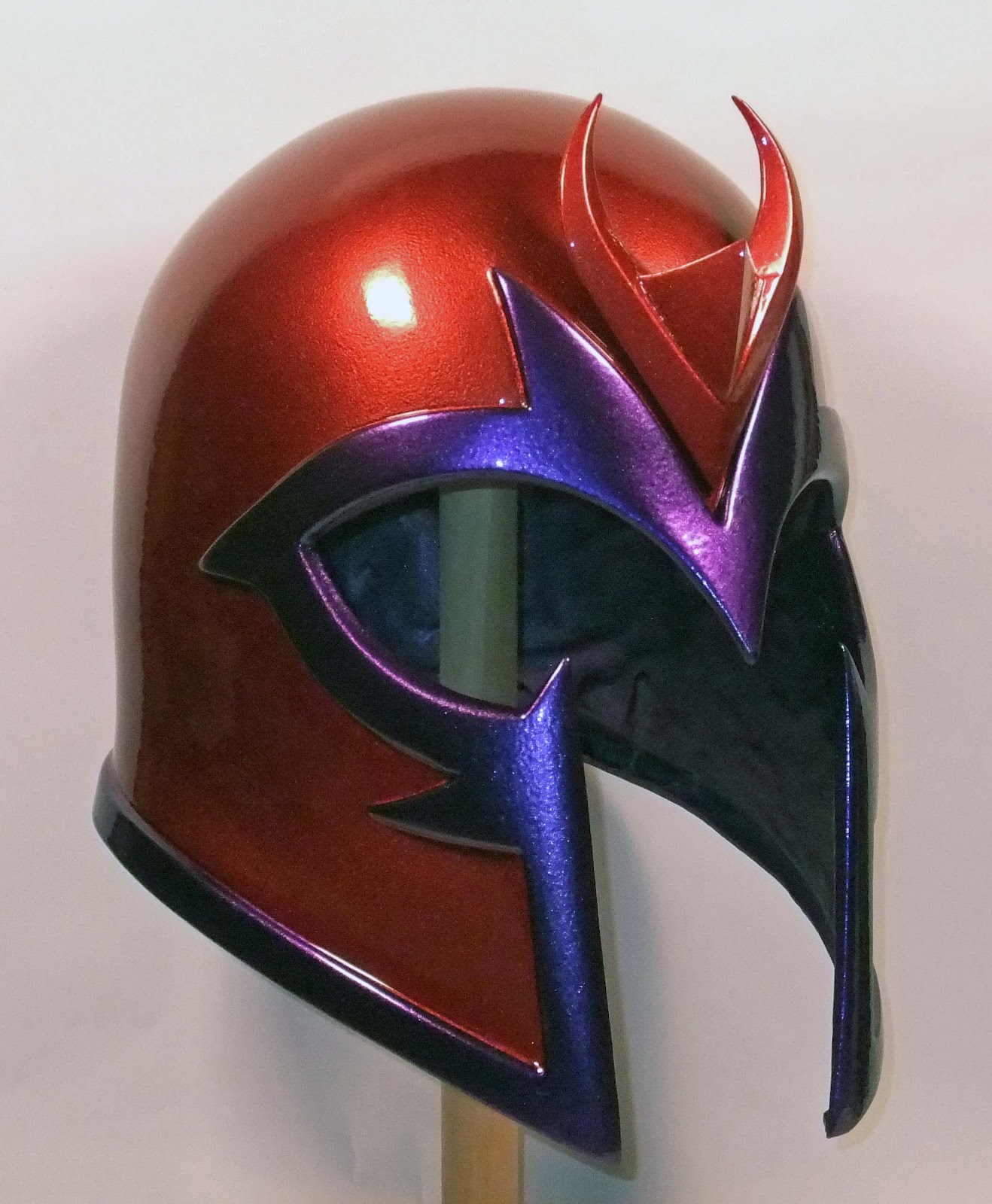 Formosa-Collection: magneto helmet