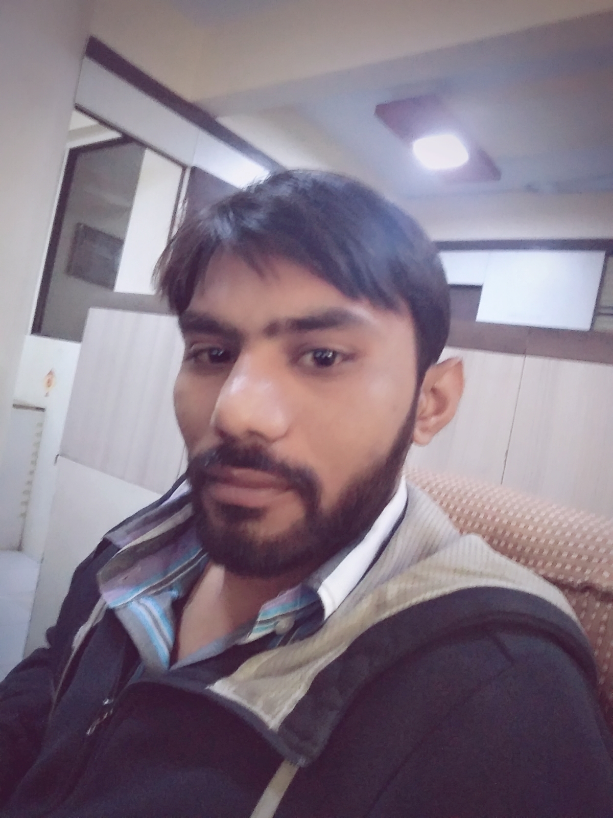 Hiren Kukadiya Hiren Kukadiya