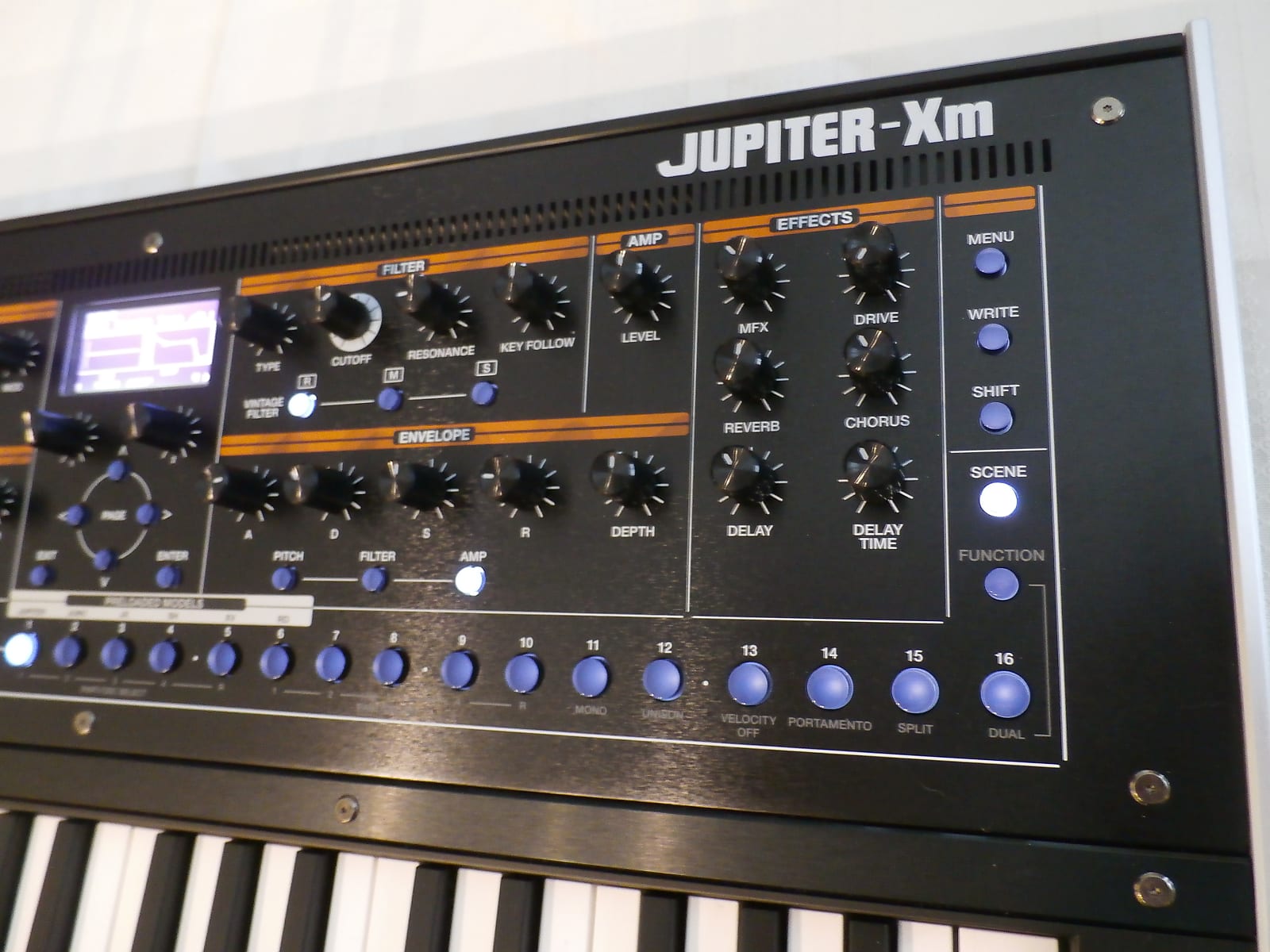 MATRIXSYNTH: Roland Jupiter-Xm Portable Synthesizer