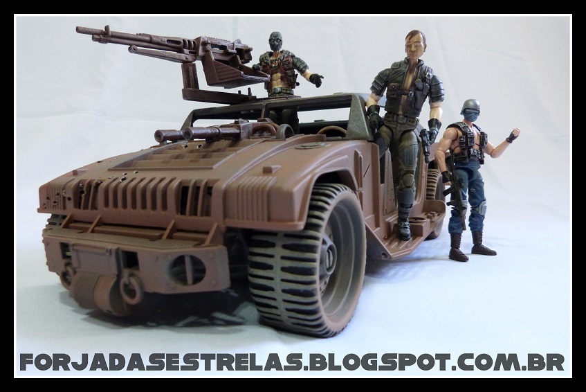 Forja das Estrelas: Custom Mad Max - Bullet Farm Raging Bulls
