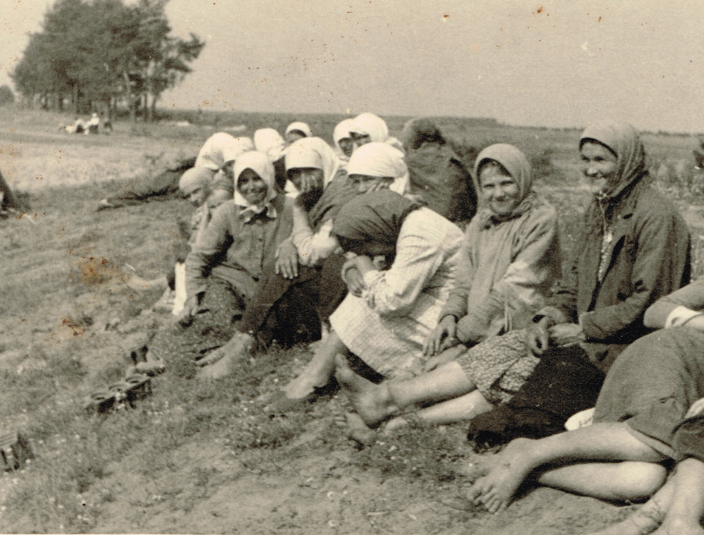 32 Vintage Photos Document Everyday Life of Soviet People During WWII ...