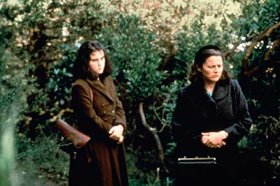 Passion for Movies: Heavenly Creatures -- Peter Jackson's Murder Story ...
