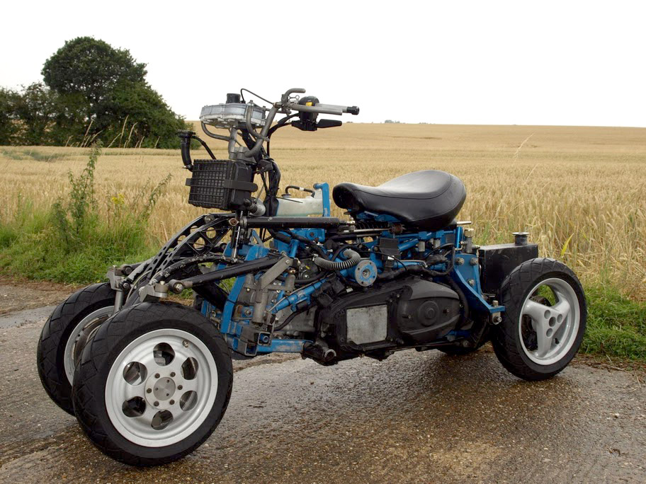 MOTO DESIGN E PASSIONI: 4MC "Moto" a 4 ruote - PROTOTIPO