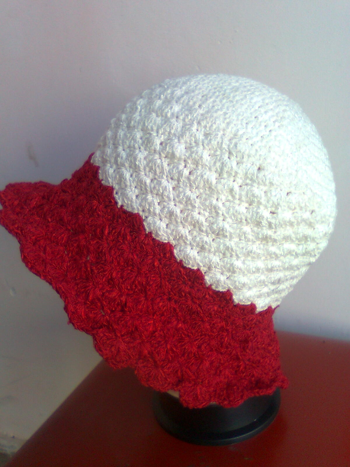 bijuterii textile: palarii crosetate