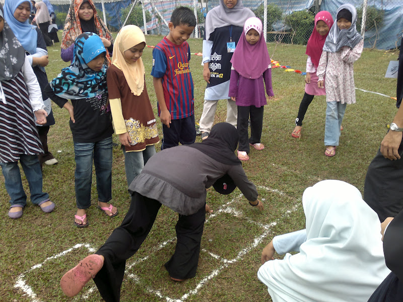 Sukan Tradisi dan Sukan Rakyat, Sekali-sekala layan memang syok ...