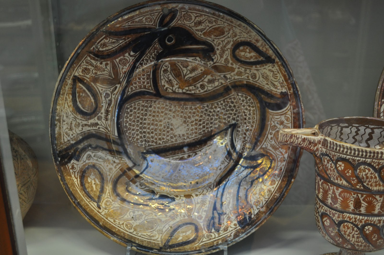 rover's eye: Ceramic Inspiration V&A