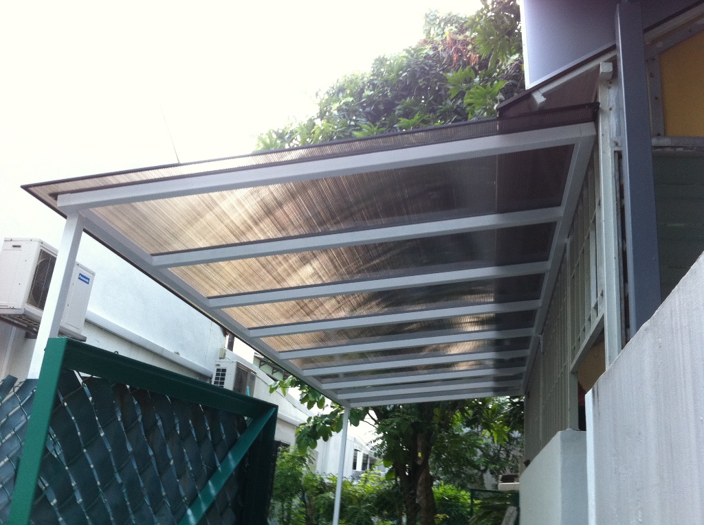 Desain Atap Kanopi Polycarbonat Transparan