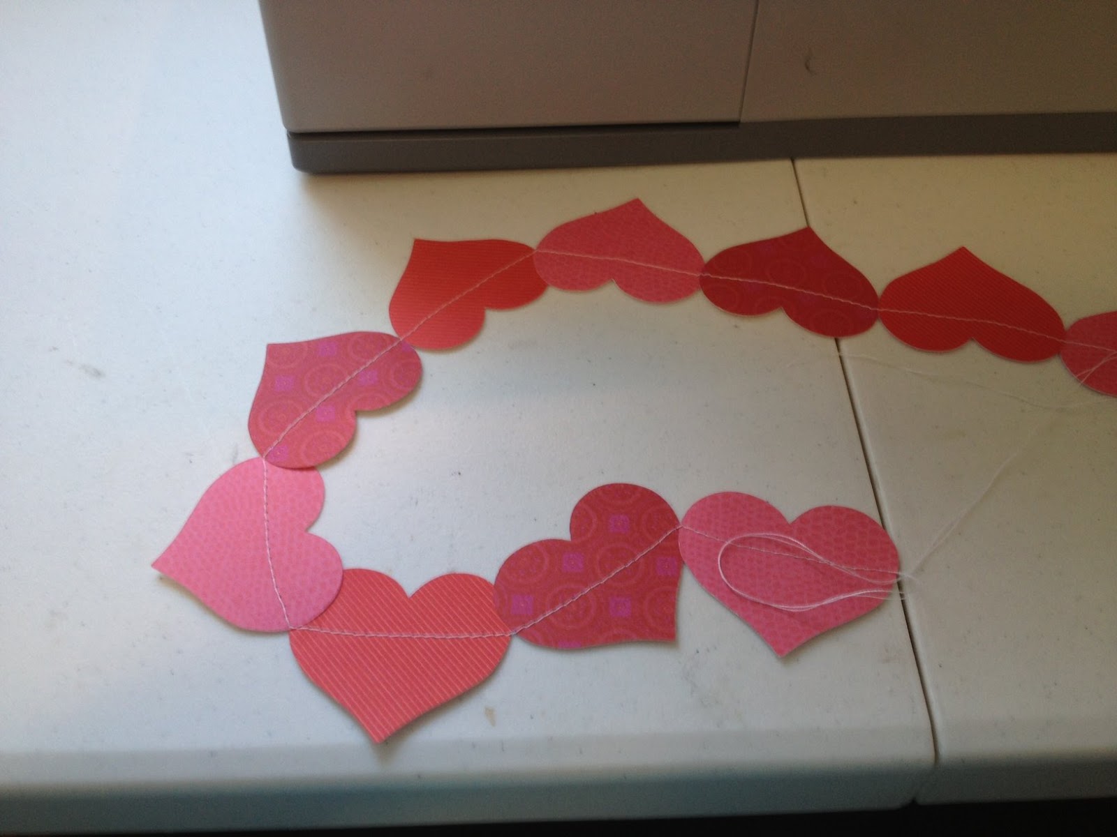 Little Oak Creations: Paper Heart Banner