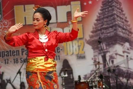 10 Tari Tradisional Jawa Timur - Tradisi Tradisional
