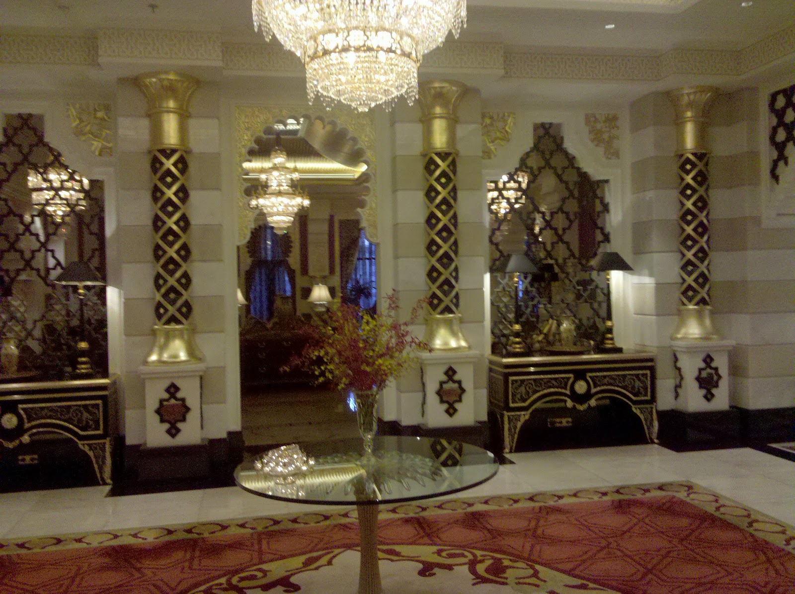 Tan Kin Lian's Blog: Arabian palace - Jeddah