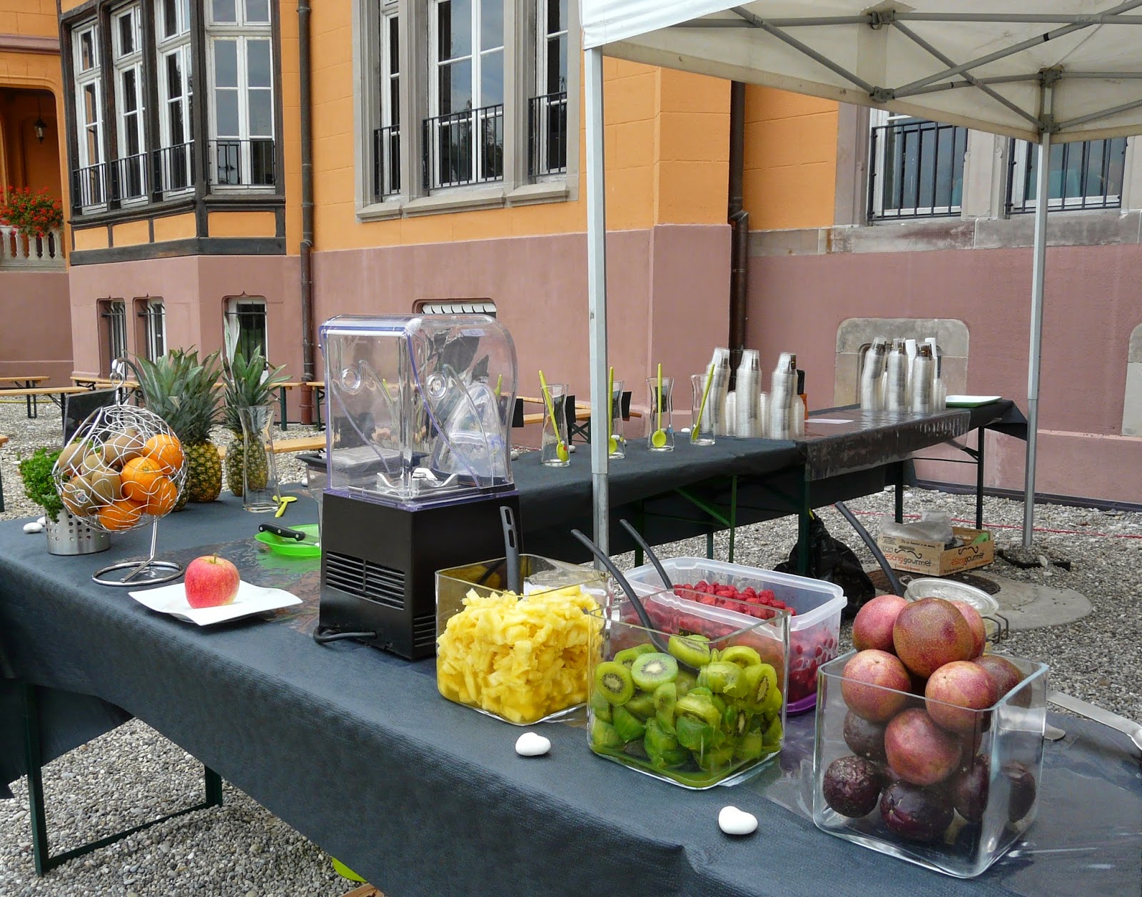 Idées pour un Mariage Tendance . . . 100% Le BaR à JuS: BAR A FRUITS ET ...