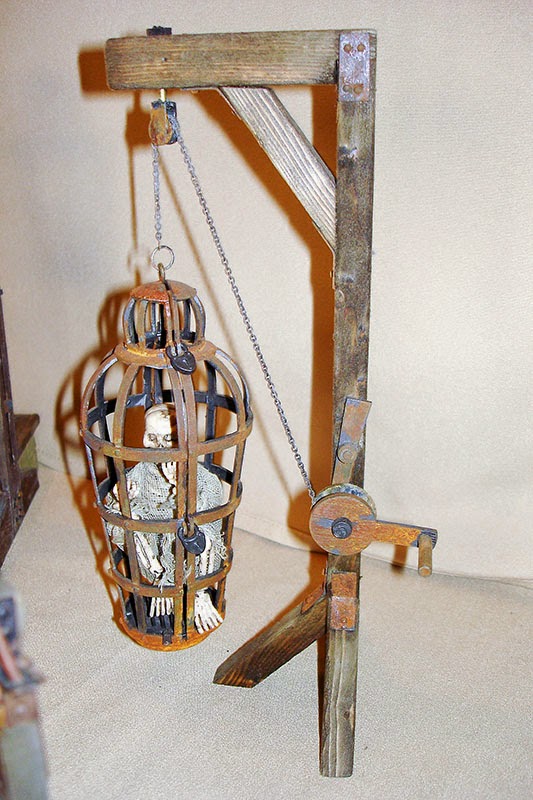 Good Sam Showcase of Miniatures: Exhibit: Medieval Torture Devices