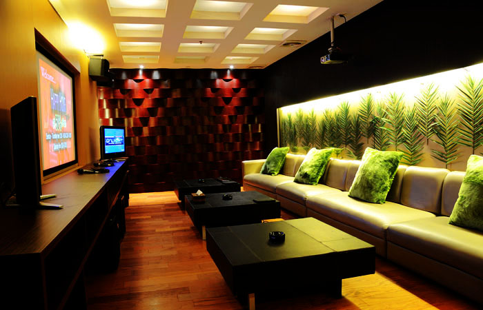 D'LIGHT Family Karaoke: Room