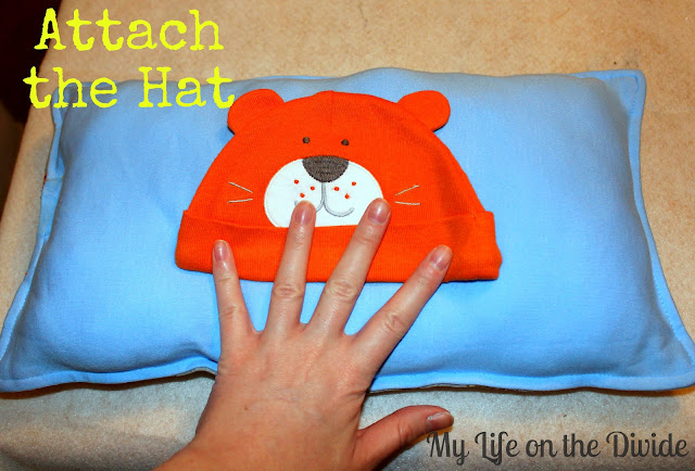 My Life on the Divide: Display Your New Born Hat, On A Pillow?