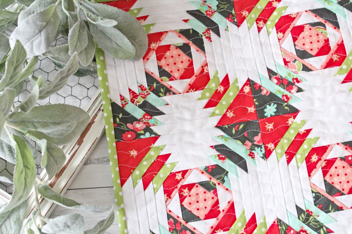 Penelope Mini Quilt PDF Pattern - Threadbare Creations