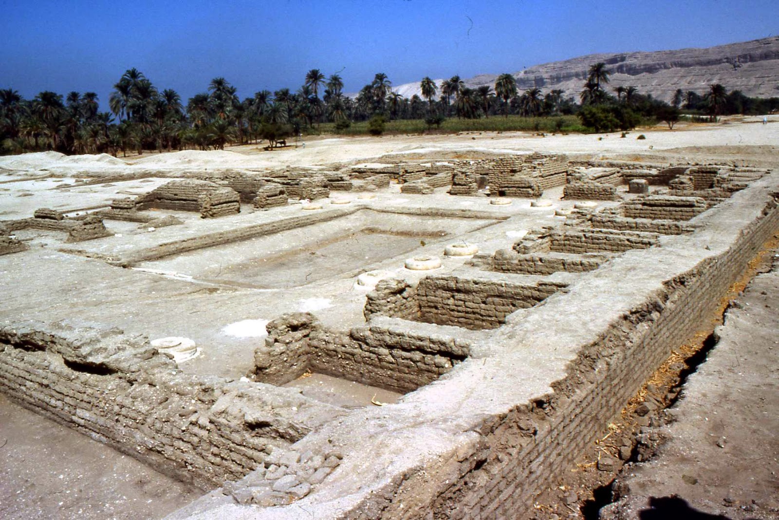 Béatrice De: Tel el Amarna. La cité de Néfertiti.