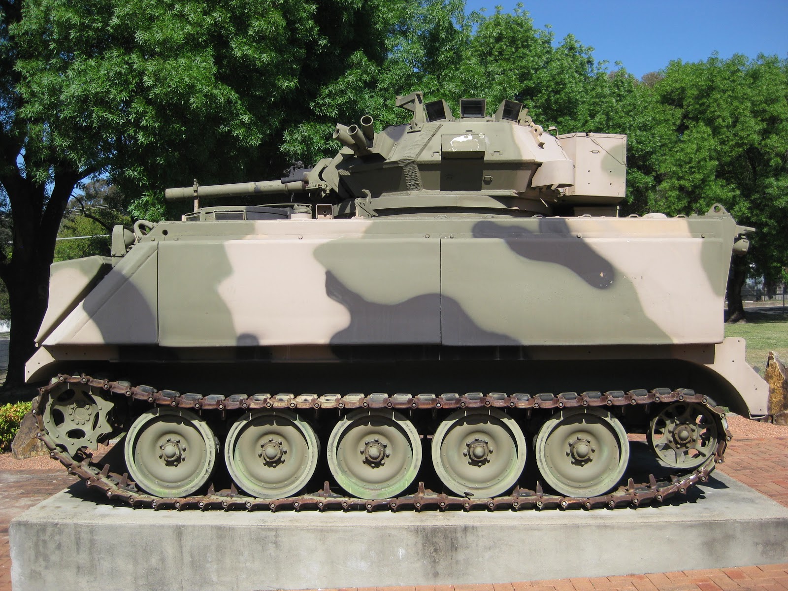 BOLIVIA: M113A HISTORY AND VARIANTS IN AUSTRALIAN SERVICE