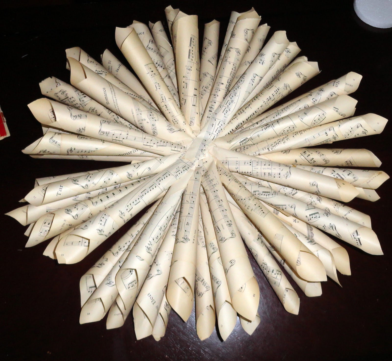 Sheet music wreath