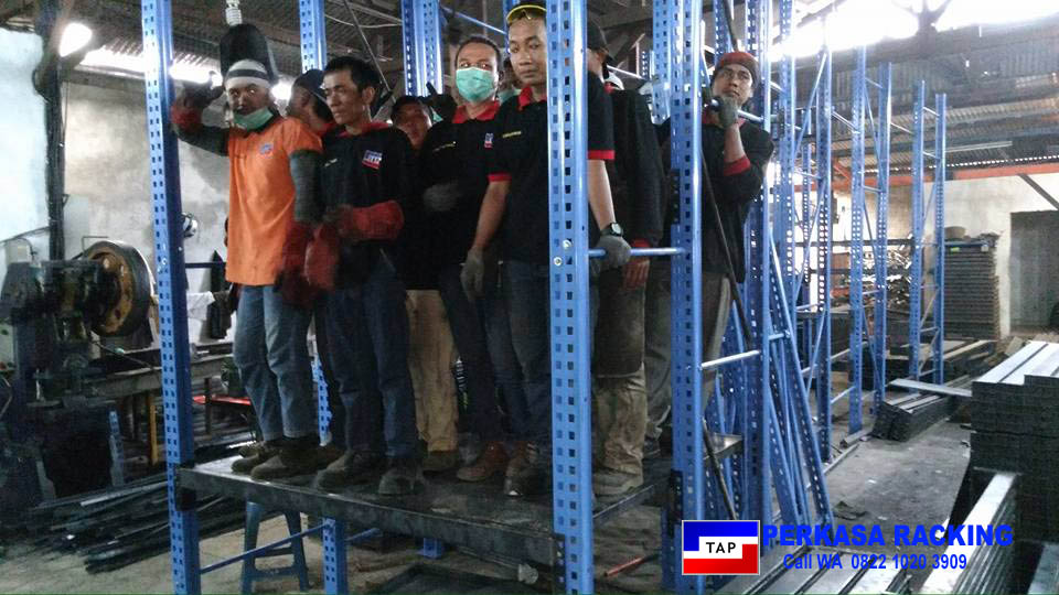 Pentingnya Uji Kekuatan Pada Rak Gudang
