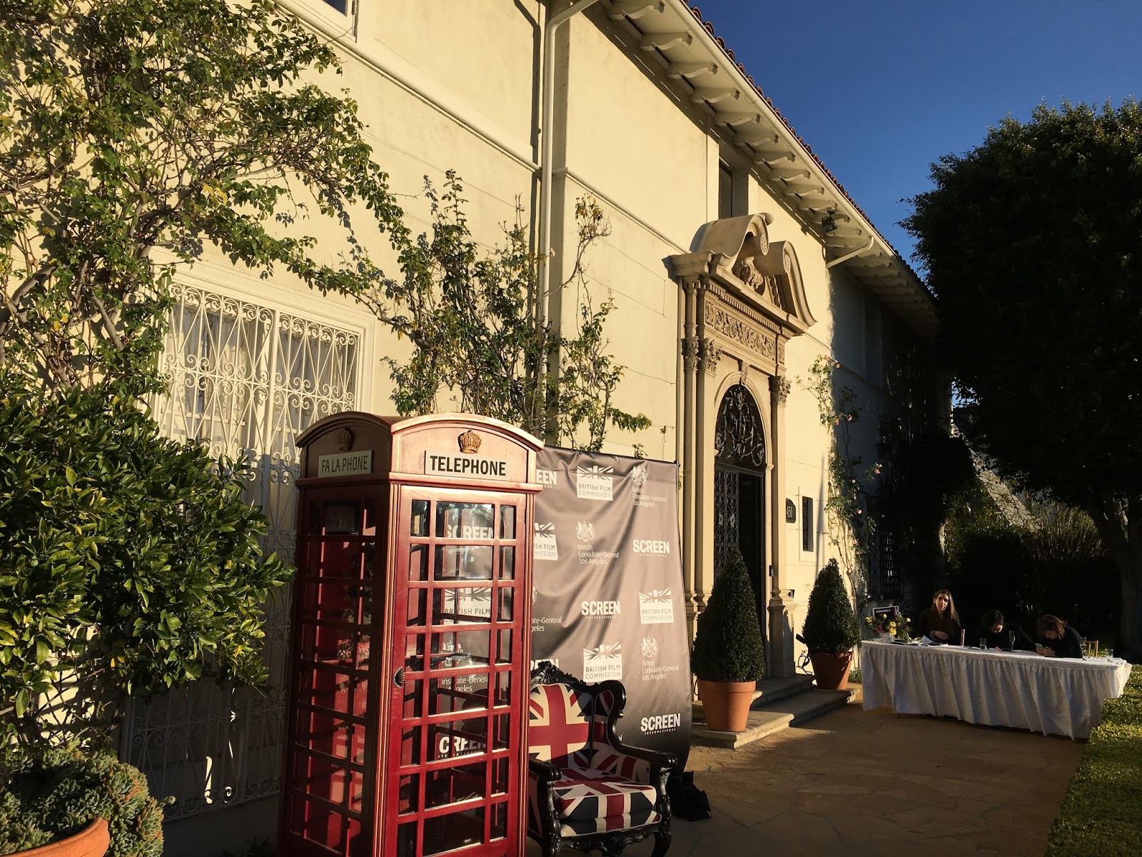 Franklin Avenue: Britain in Los Angeles: A Visit to the Official ...