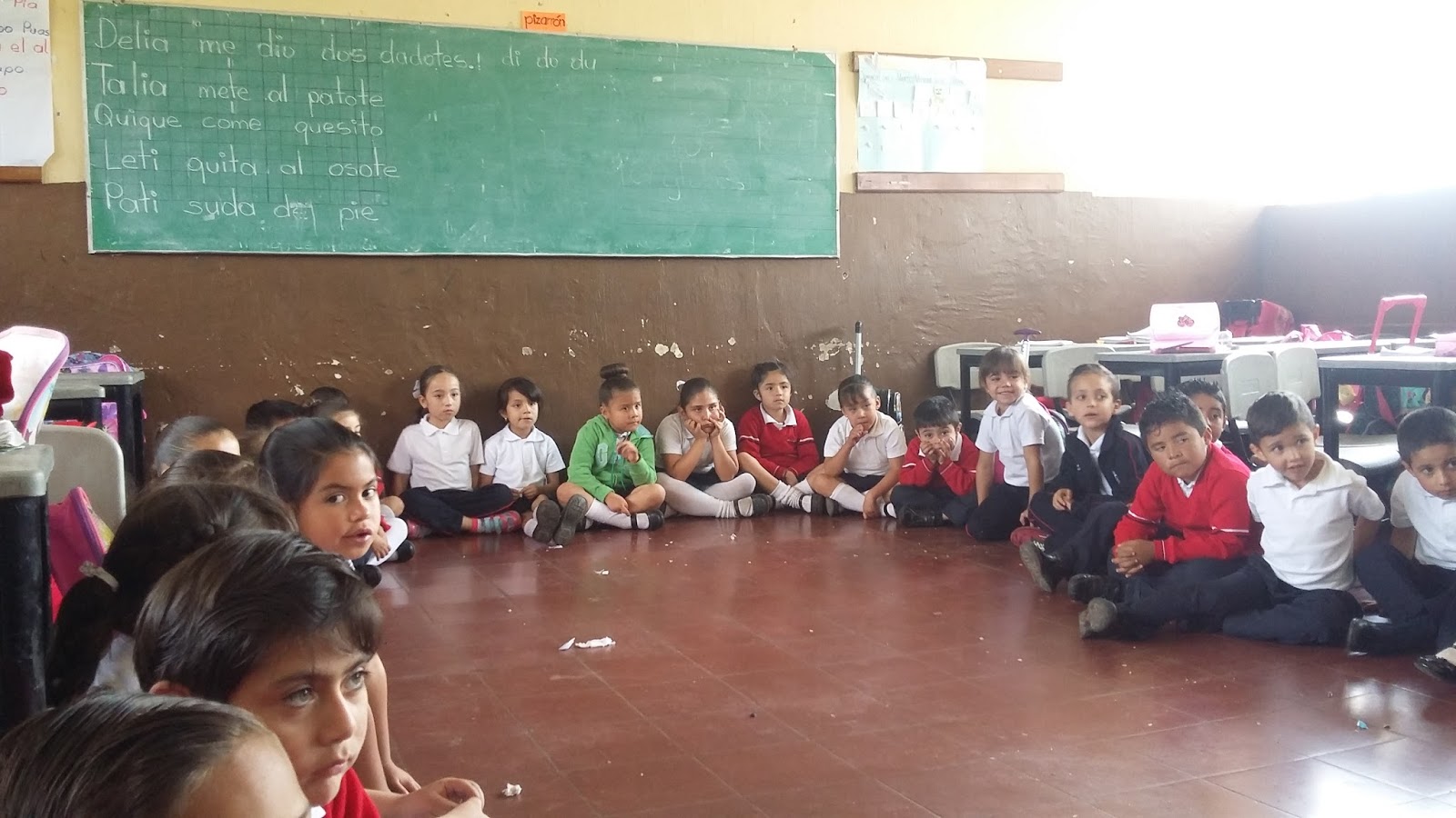 PARA QUE ESTUDIES EN CASA : RELOJ PARA APRENDER LA TABLAS DE MULTIPLICAR