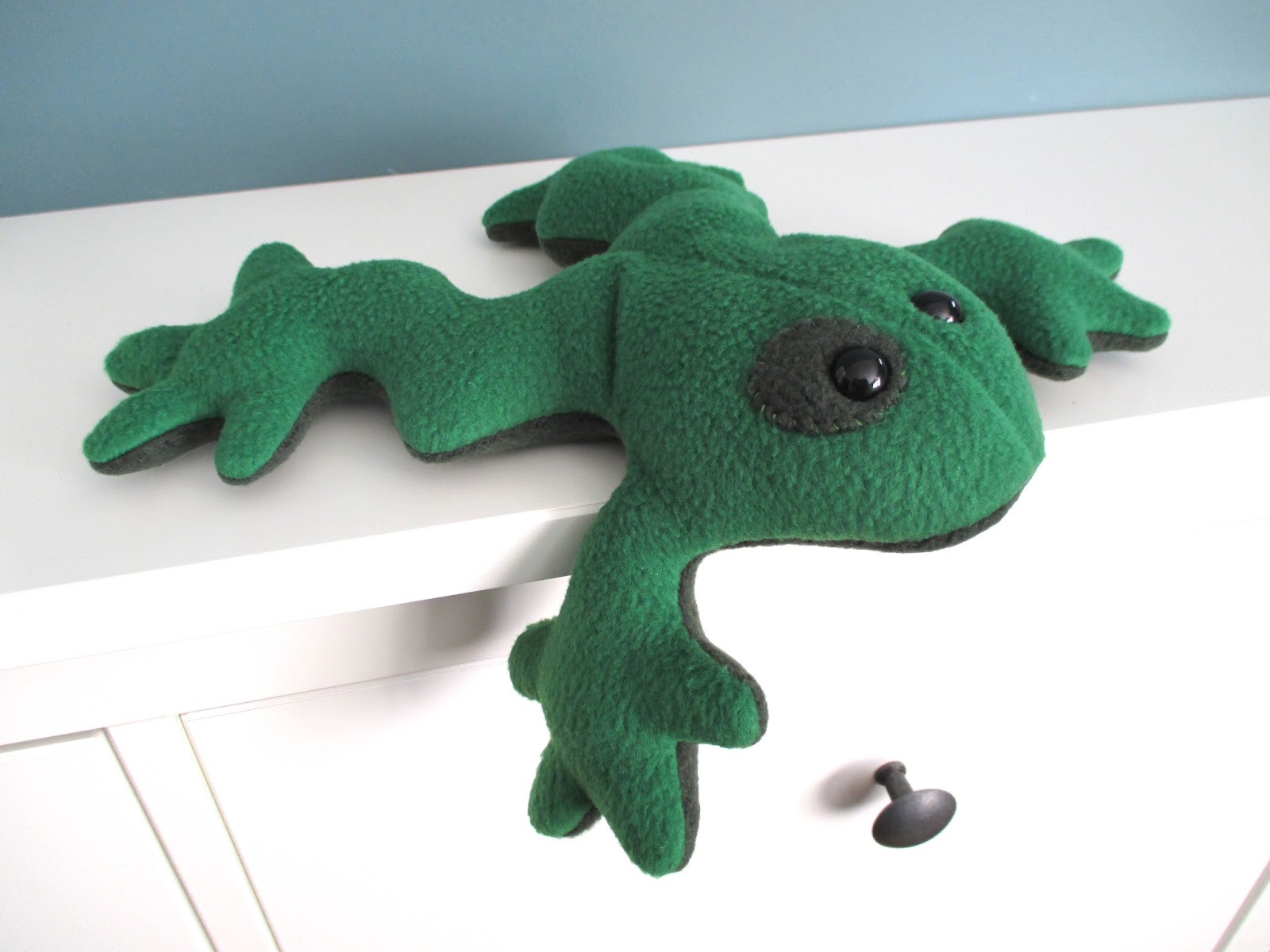 Fleece Menagerie: Frog (SOLD)