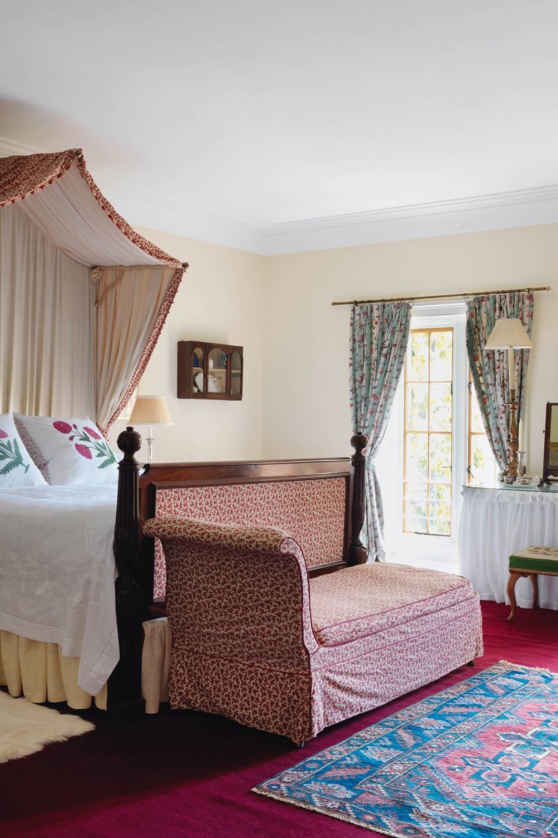 Decor Inspiration: Holker Hall, Historical Country House in Britain ...