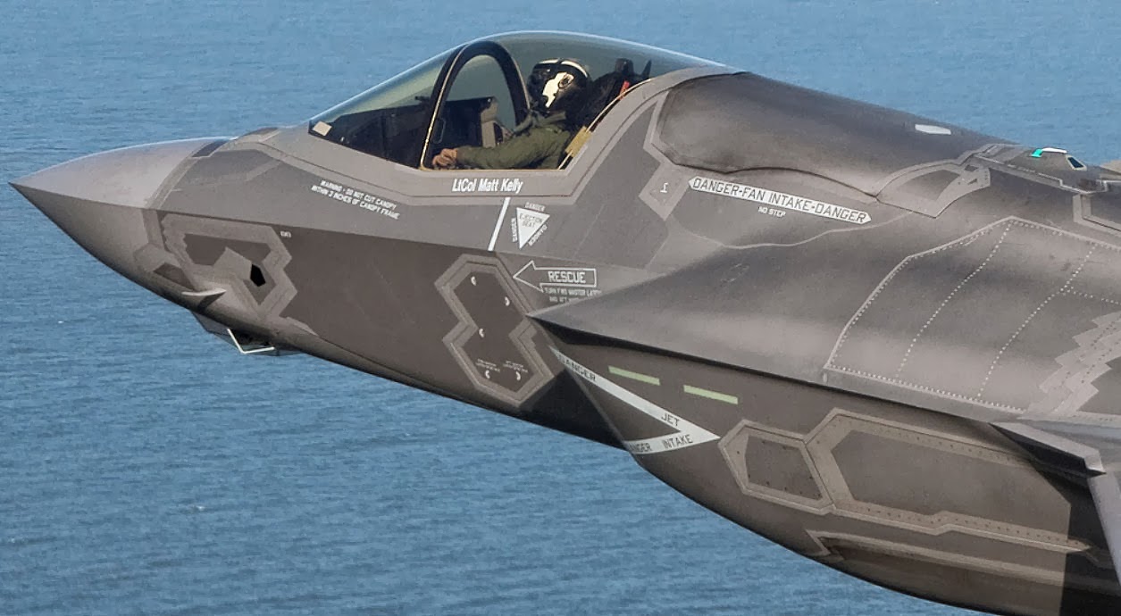 GreenDef: F-35 JPO Drops Development of BAE Alternative Helmet