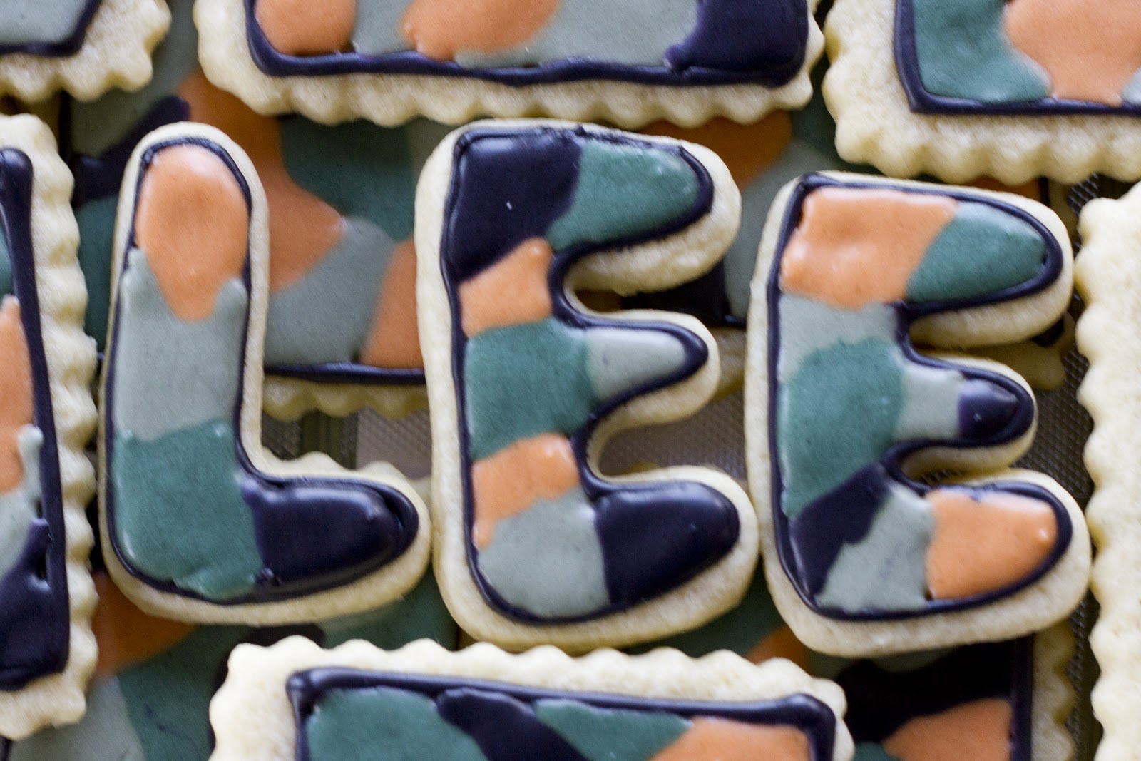 Hometown Goodies: Camo cookies