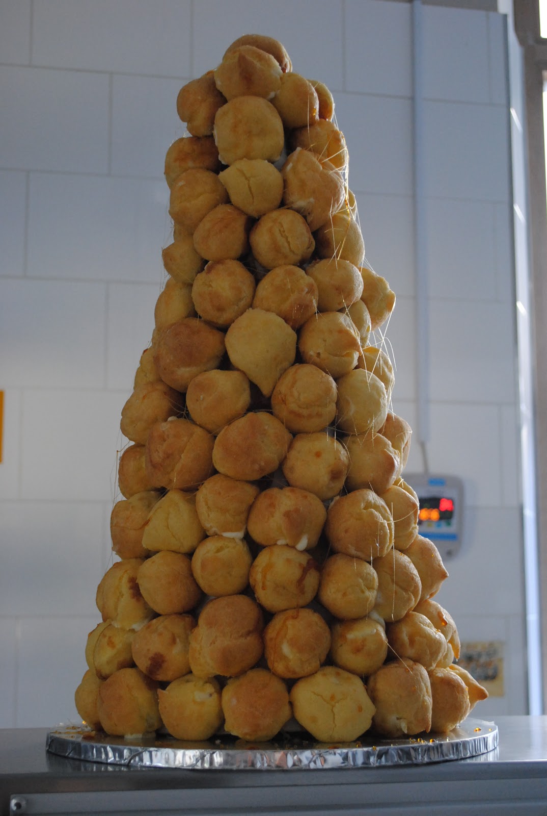 Le Petit Four: Perfect Profiteroles