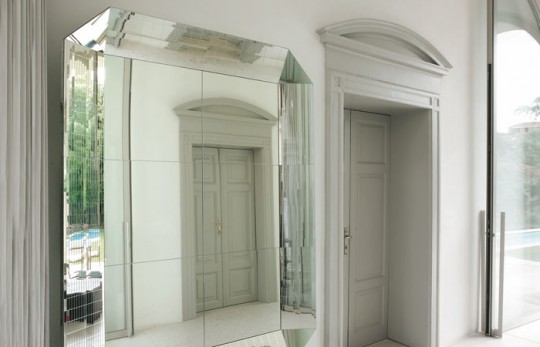 A reflective interior with glass and mirrors | Kerala Home Design ...