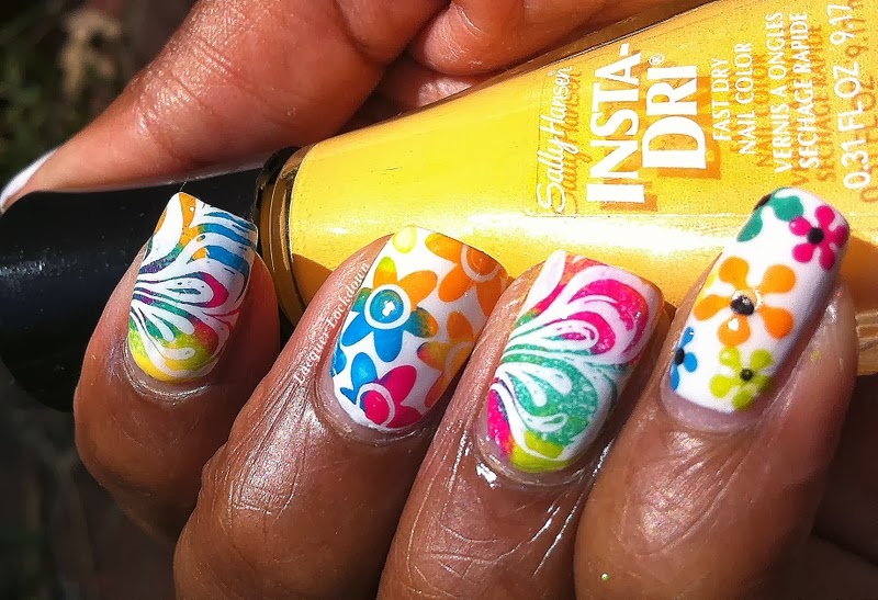 Lacquer Lockdown: It's a Groove Thang feat Mundo de Unas 70's Nail Art