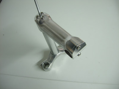 CATÁLOGO DE LA BICI RETRO: AVID SAAGO