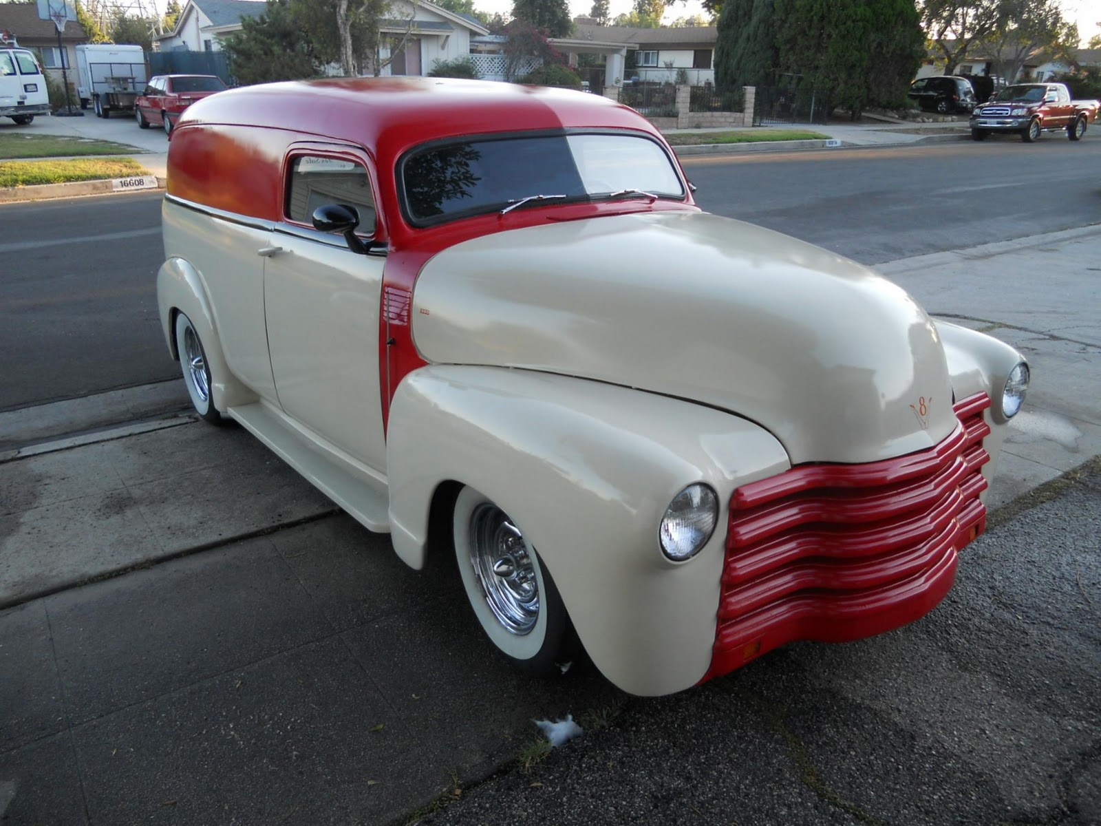 Rockabilly garage: 1948 Chevy Panel