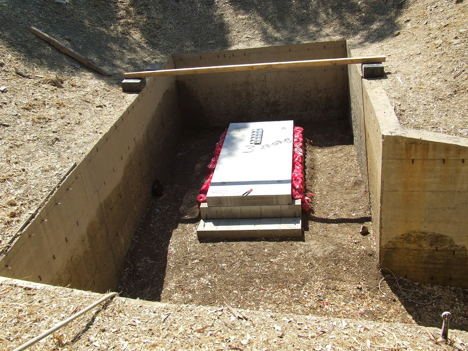 Pierluigi Olmati: Blast Resistance Assessment of Concrete Wall Panels ...