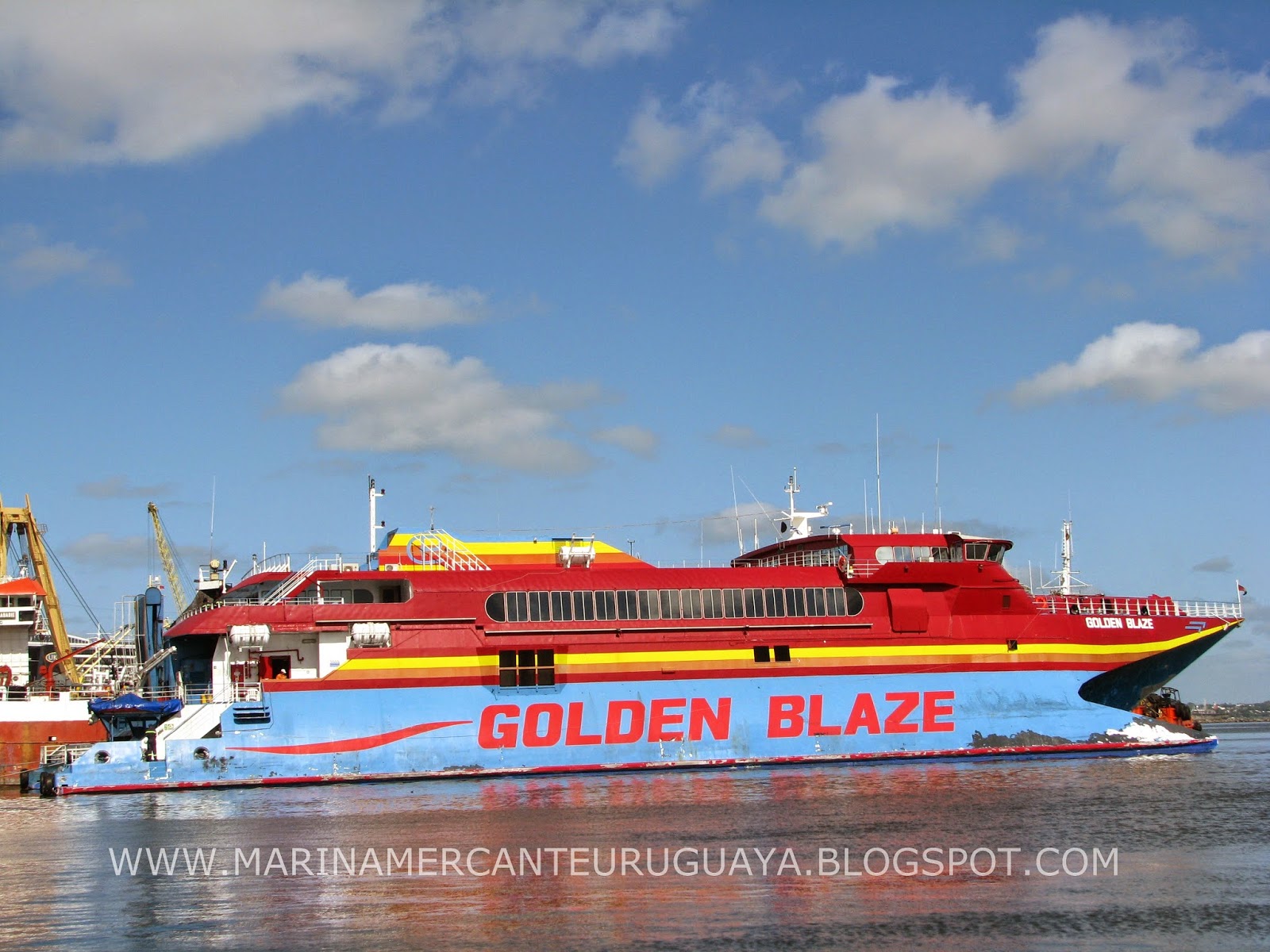 MARINA MERCANTE URUGUAYA: Atlantic Express, Colonia Express 2015
