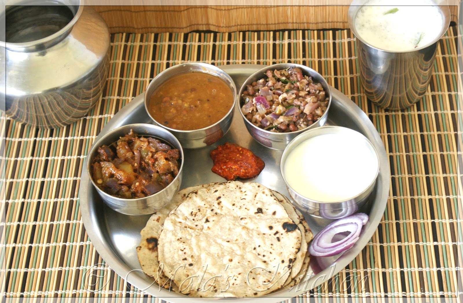 Jolada Rotti | Jowar Roti (Speciality of North Karnataka) - Malas-Kitchen