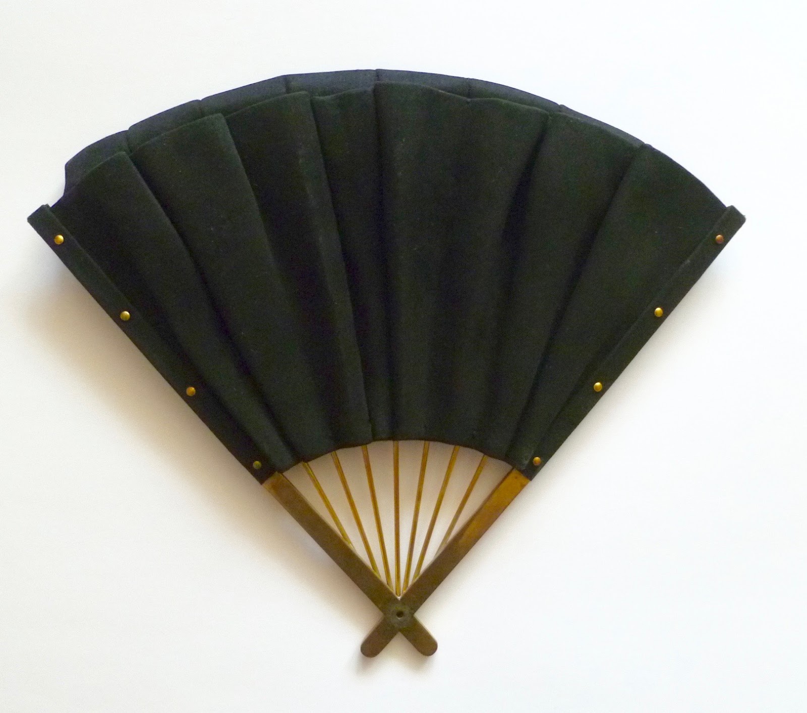 Anne-Marie Fan-Shaped Handbag