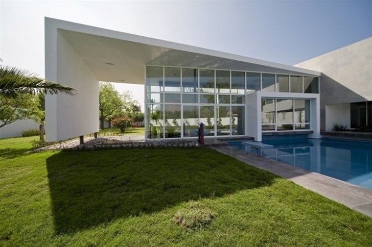 Beautiful White House by 7xa Taller de Arquitectura | Architectural ...