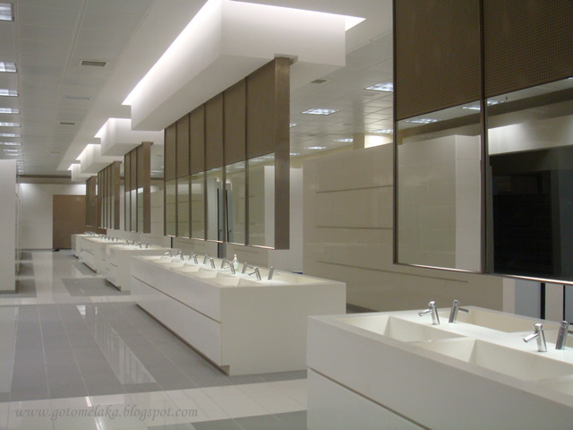 KOS DAN BAHAN BINAAN MALAYSIA: Dasar tandas nasional perlu kemas