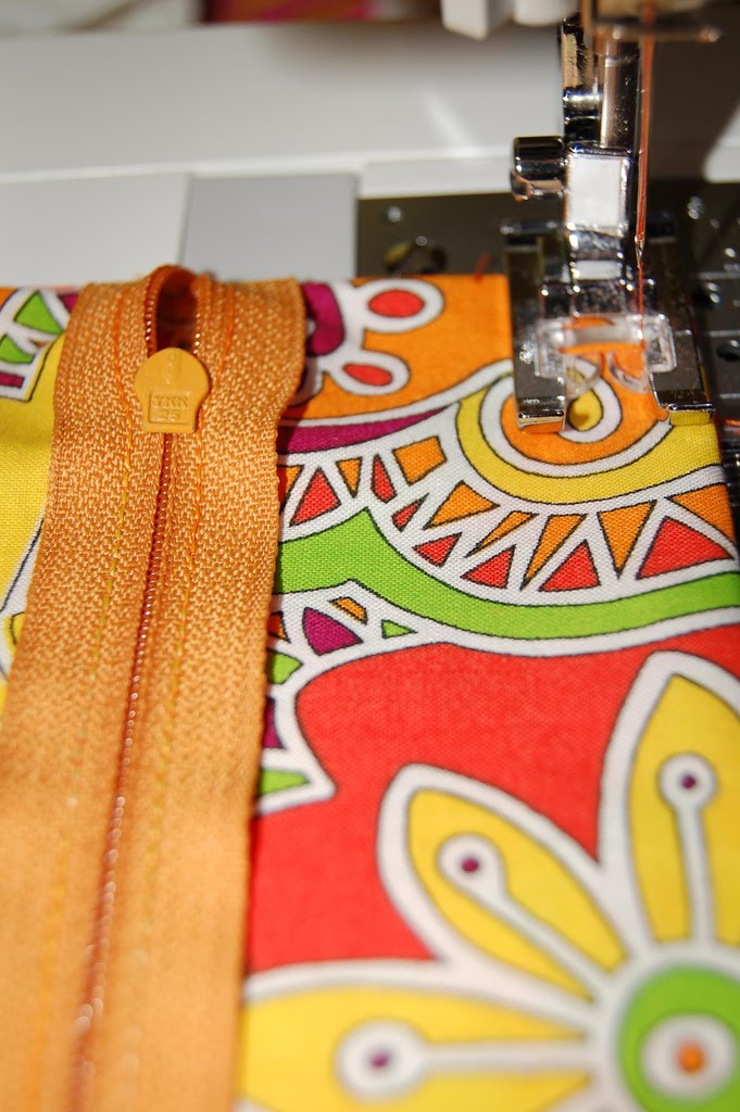 Eu Amo Artesanato: Como colocar zíper em necessaires passo a passo