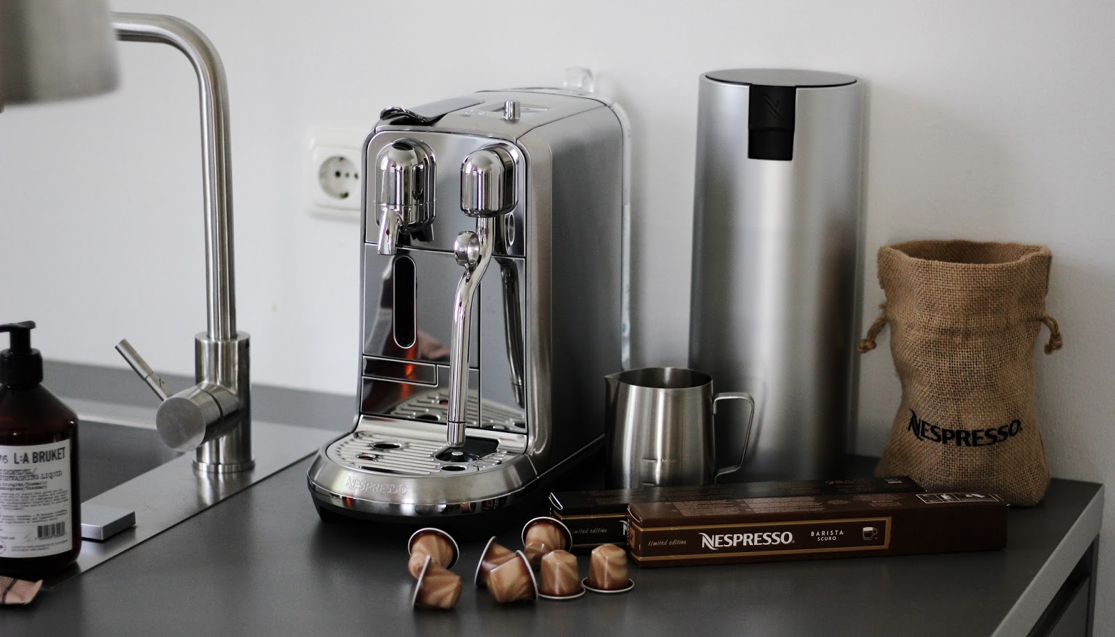 LIKE A REAL BARISTA - NESPRESSO CREATISTA PLUS | DENNMITCH