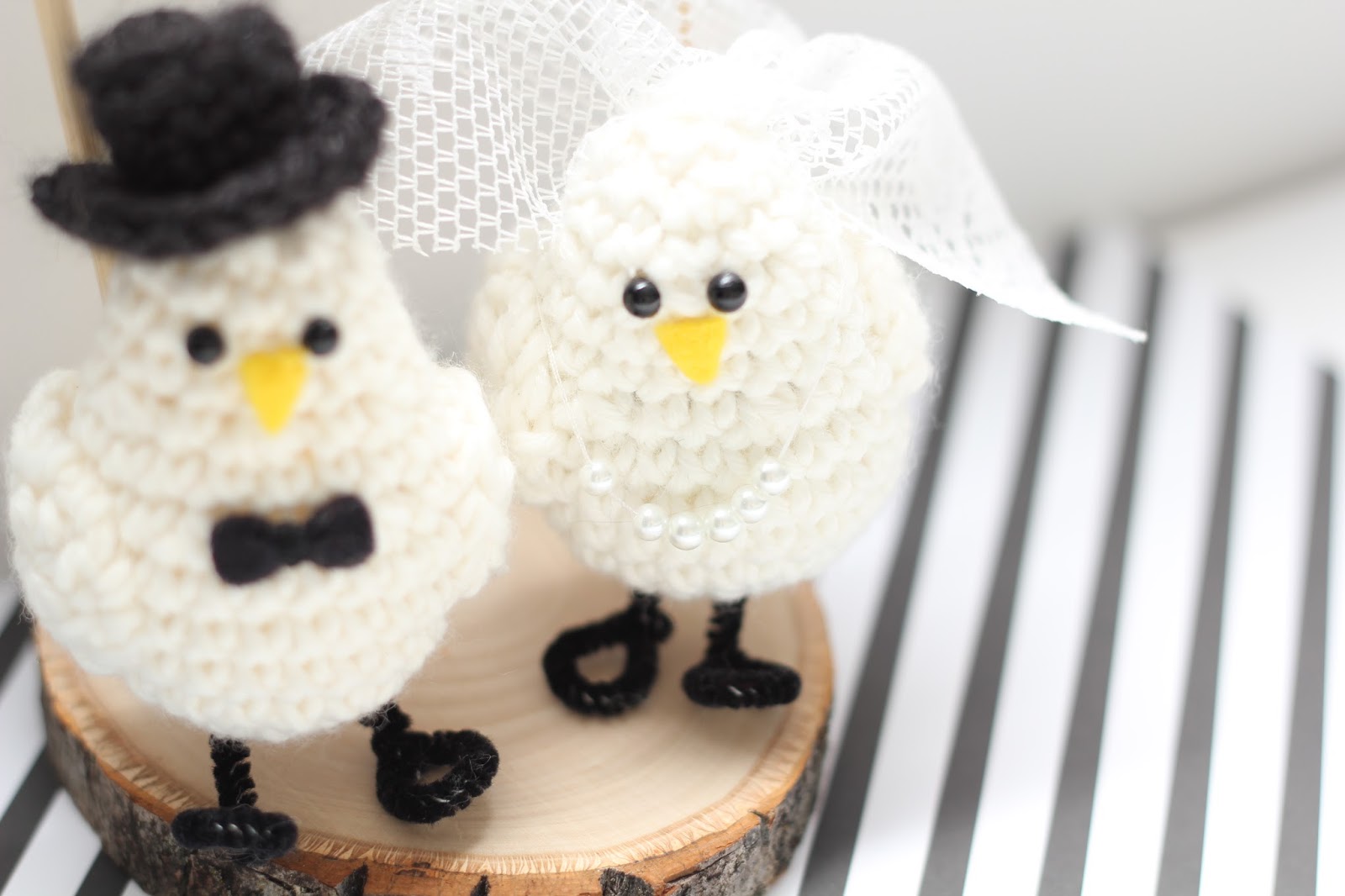 In Karapoozville: Love Birds FREE crochet pattern