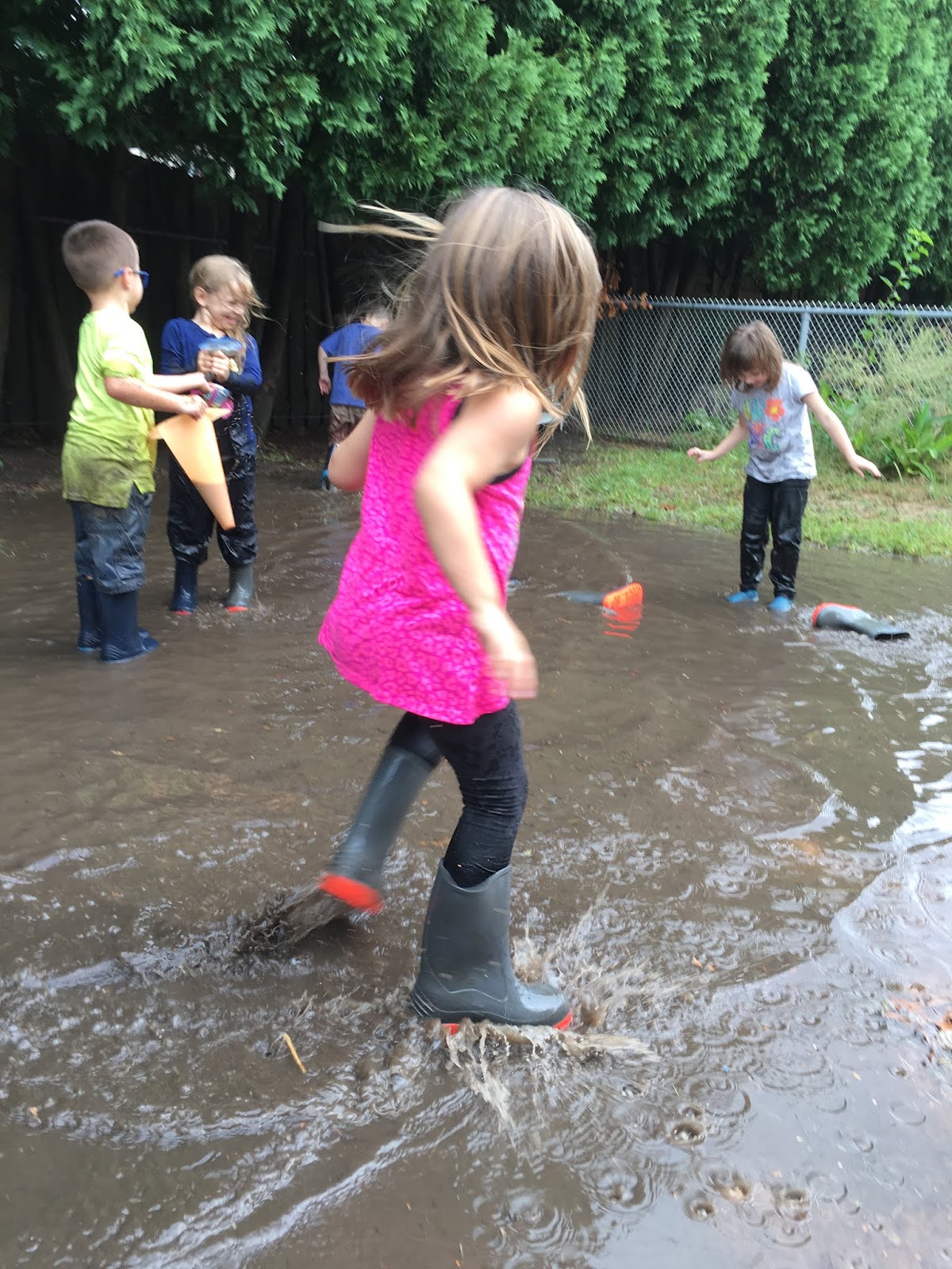 Joyful Learning in the Early Years: Puddle Play - Rethinking the 'Math ...