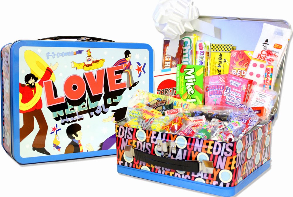 Candy Crate : Day 25: Retro Candy GIVEAWAY!