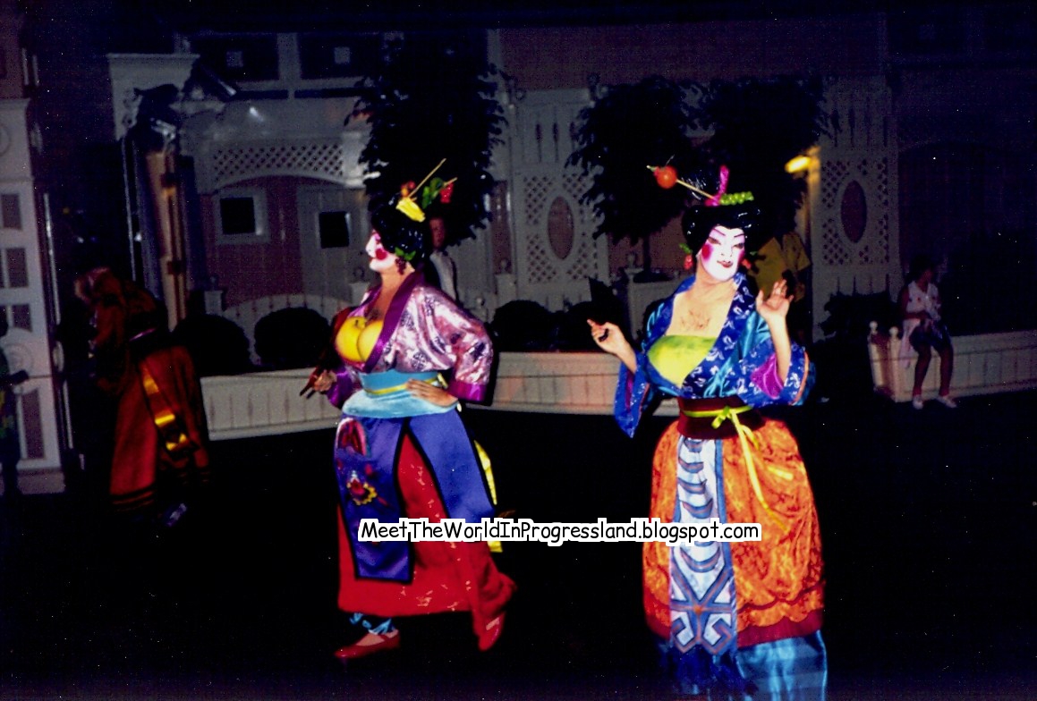 Meet The World: The Mulan Parade at Disneyland - 1998
