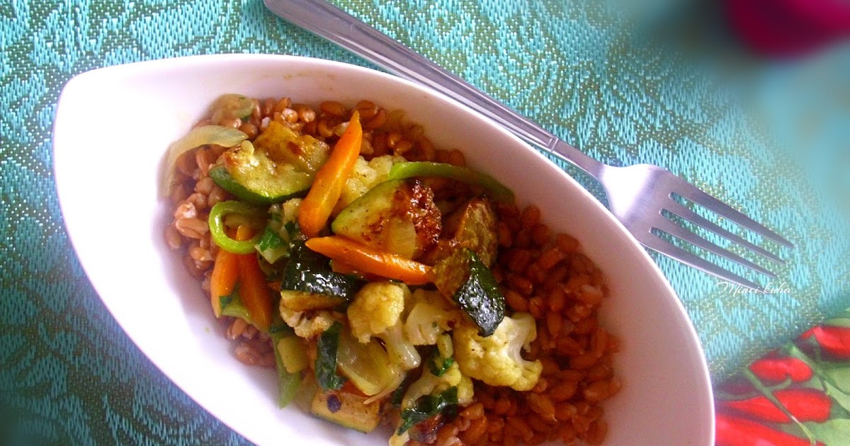 Pekoča popečena zelenjava z vrta in za sladico borovničeva krema z avokadom