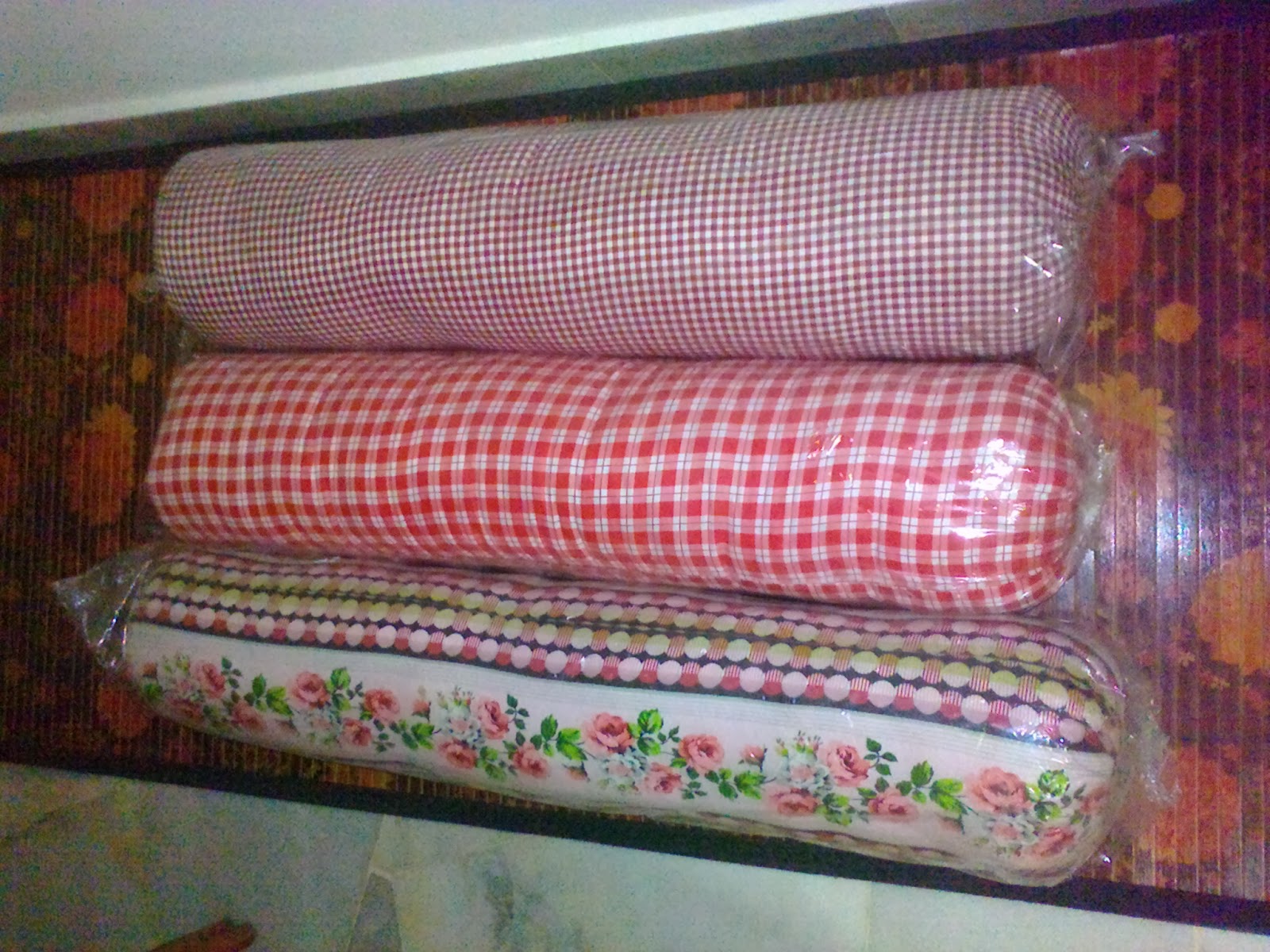 KEDAI ONLINE KHAI ROSMA: Bantal Peluk Panjang (Baru) - RM50.00